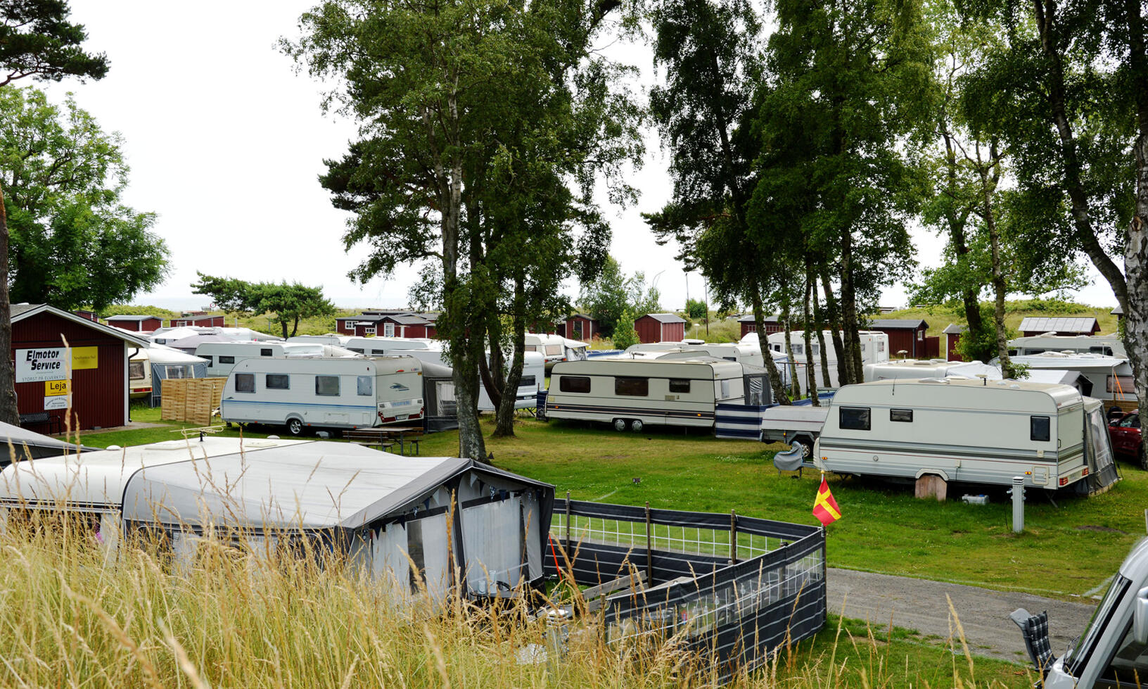 Nybrostrand: Porten till Österlen - Husvagn & Camping