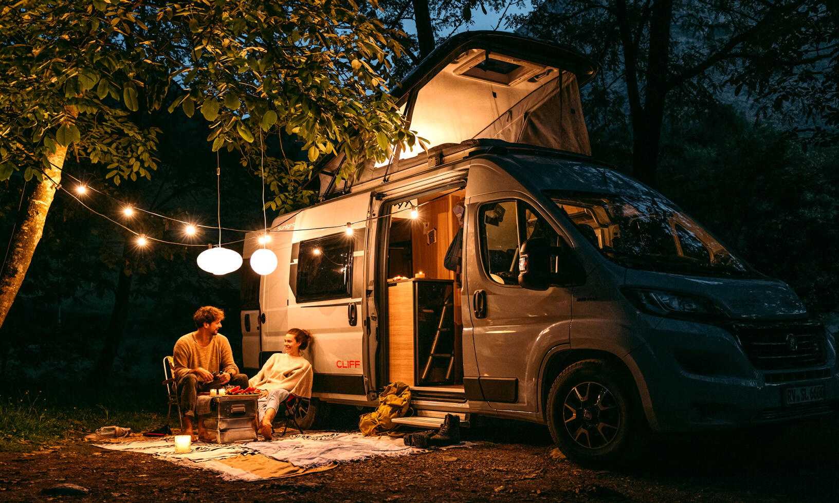 Sunlight Cliff 600 RT Adventure: Vanlife de Luxe - Husvagn & Camping