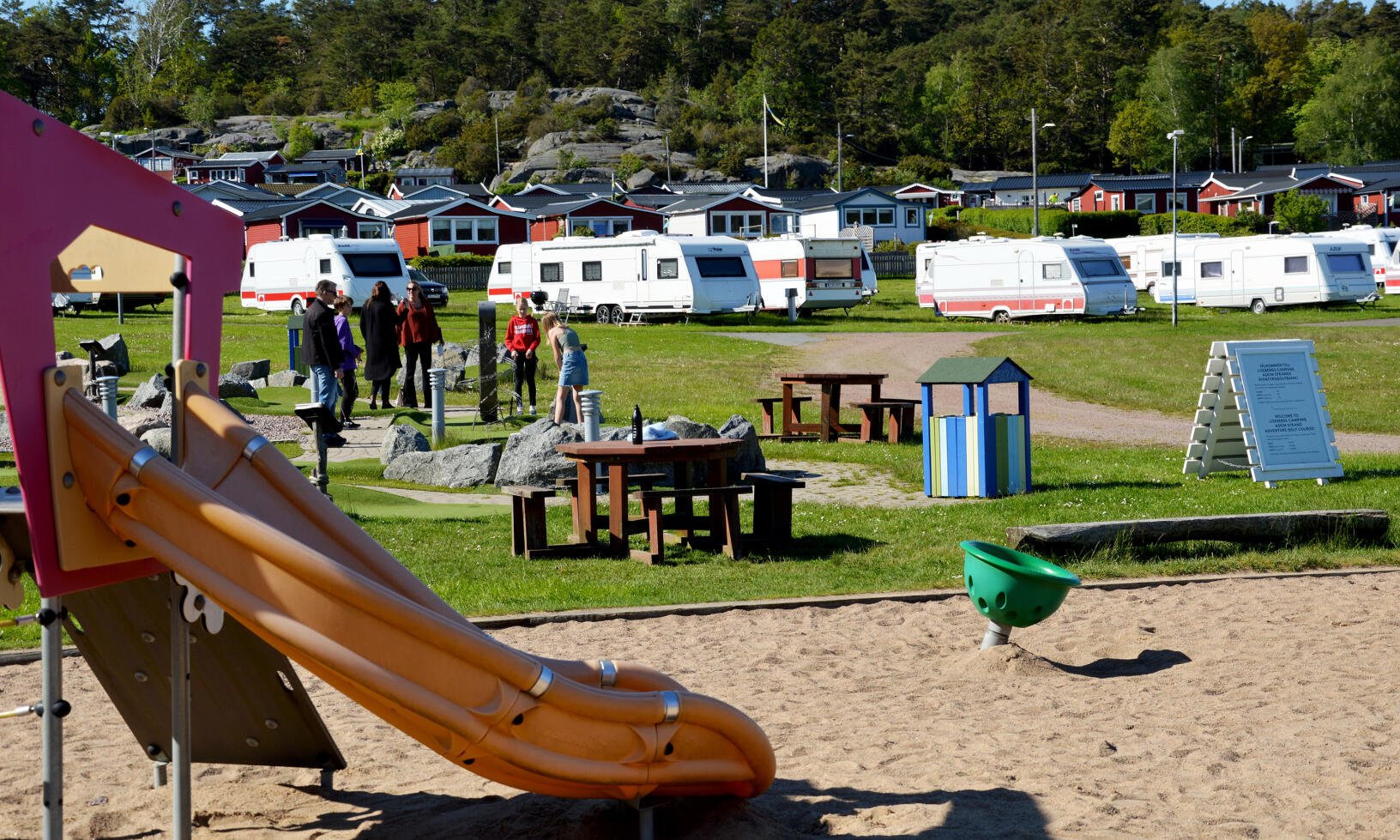 Lisebergs Camping Askim Strand: Storstadsbesök och salta bad - Husvagn ...